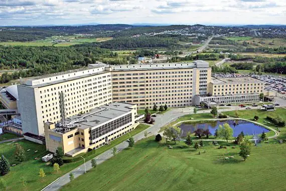 Organismes publics et parapublics - Centre intégré universitaire de ...
