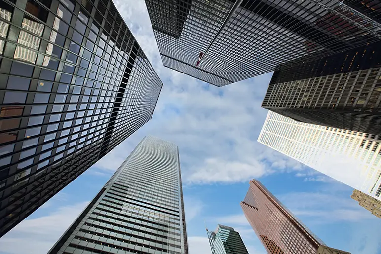 La chute des marchés boursiers canadiens se poursuit - Les Affaires