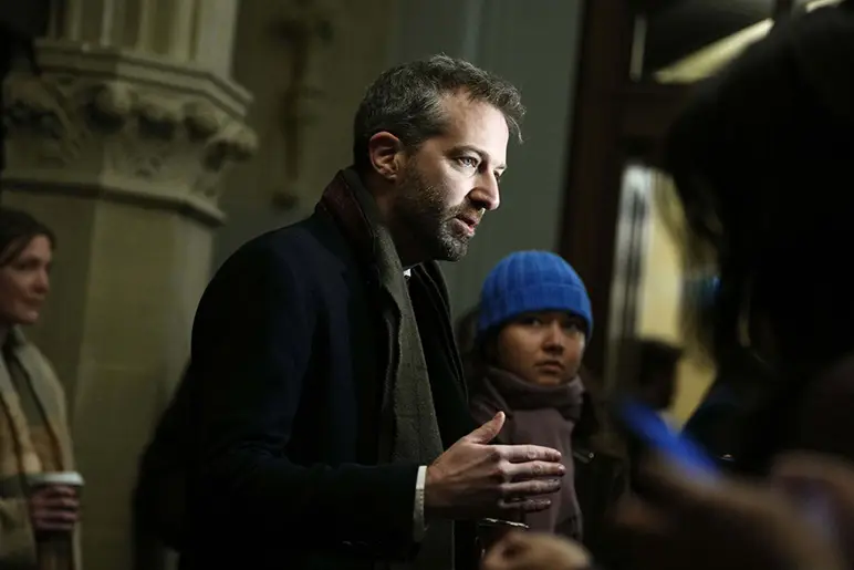 La politique «Achetez canadien» du gouvernement fédéral entre en ...