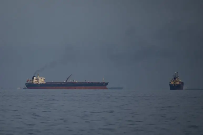 Un pétrolier grec frappé en mer Noire par la Russie - Les Affaires